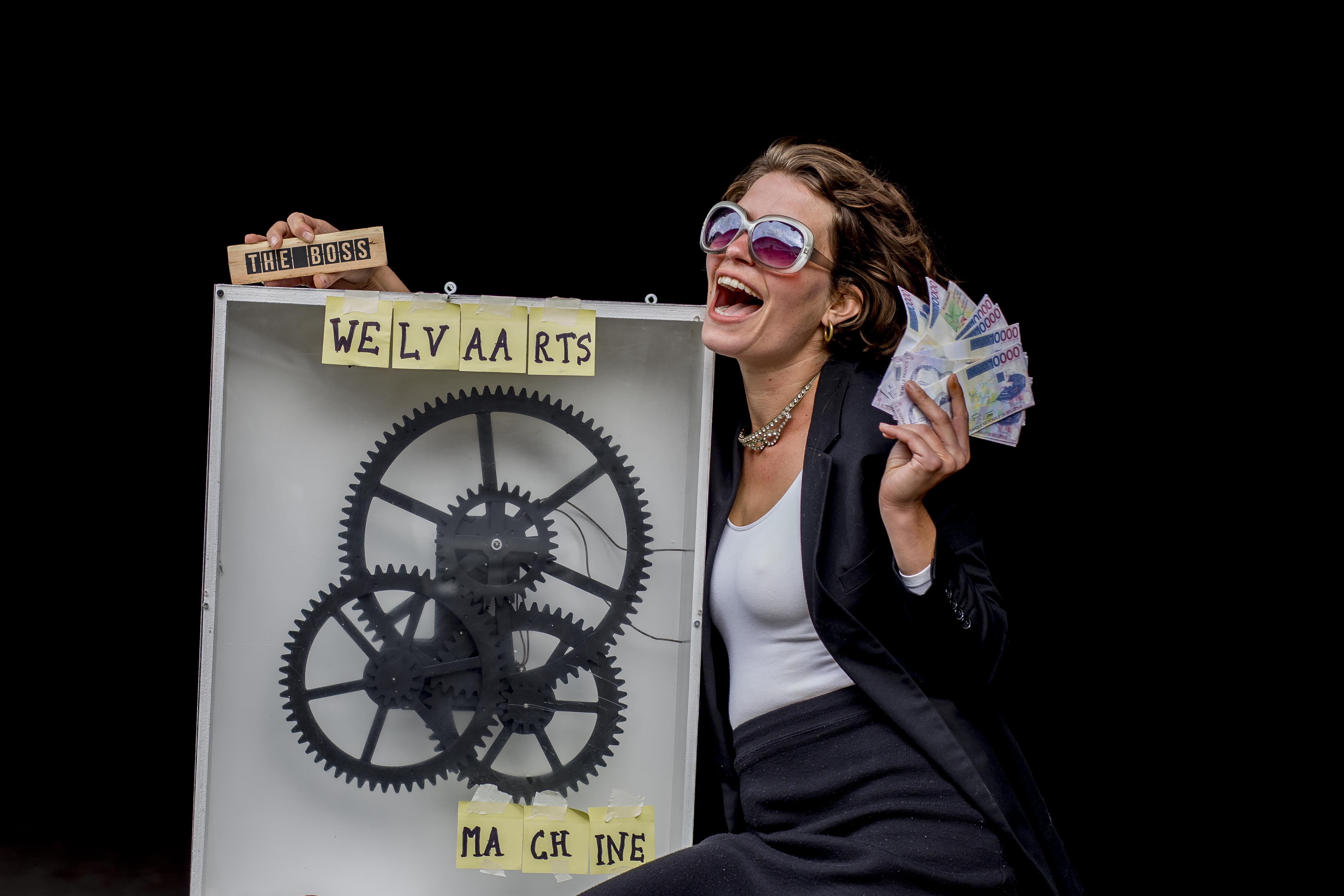 Rooftoptiger / PERFORMATIVE INSTALLATIONS / Welfare Machine